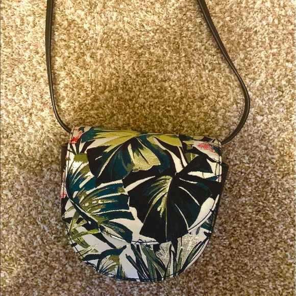 Flynn | Bags | Flynn Brand Emerson Flora Crossbody Handbag | Poshmark